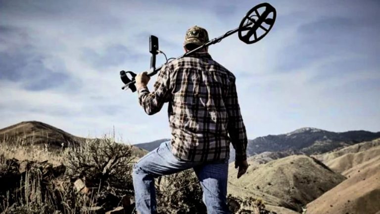 The 4 Best All-Round Metal Detector Setup You Need to See - Metal ...