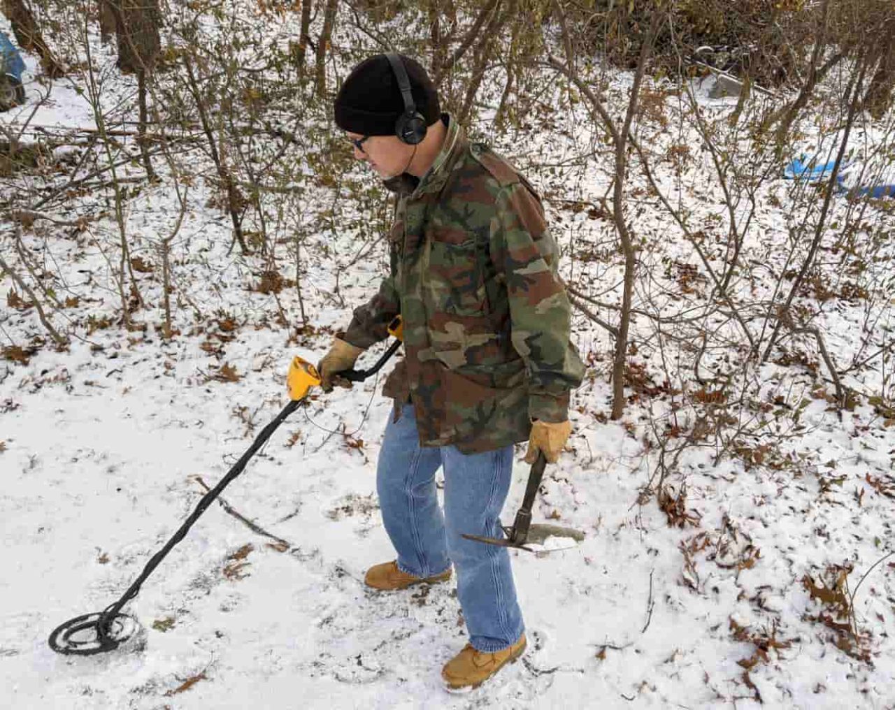 Lost Keys In The Snow? Perfect Use for a Metal Detector - Metal ...