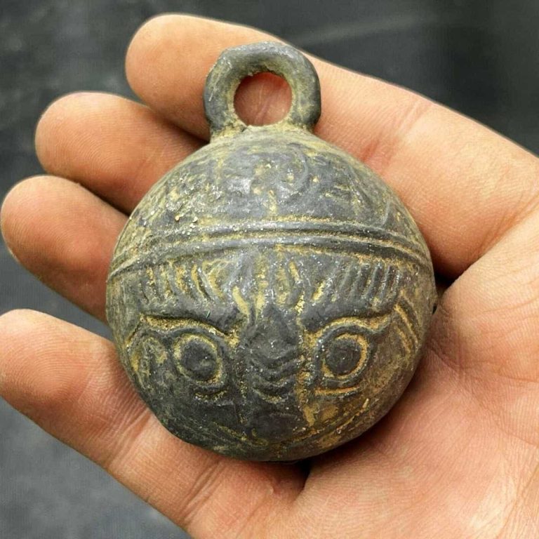 How to Identify and Date Crotal Bells (Marks to Look For) - Metal ...